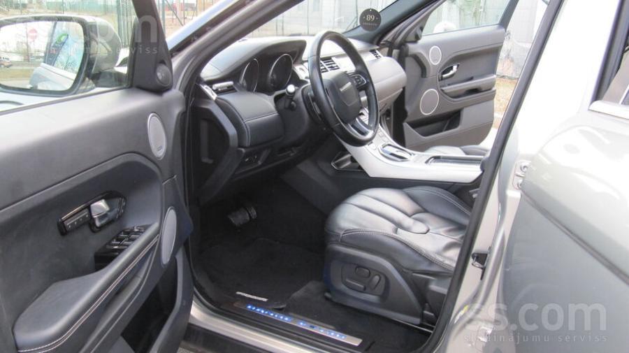 Pelēks Land Rover Range Rover Evoque 2012 Rīga, ar dzinēja tilpumu 2.20 L un nobraukumu 214 tūkst. km par 11550 €, foto 2 vietnē AUTOMOTO.COM.LV