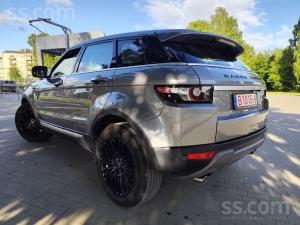 Pelēks Land Rover Range Rover Evoque 2012 Rēzekne, ar dzinēja tilpumu 2.20 L un nobraukumu 203 tūkst. km par 10990 €, foto 11 vietnē AUTOMOTO.COM.LV