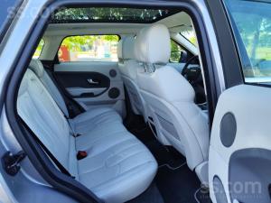 Pelēks Land Rover Range Rover Evoque 2012 Rēzekne, ar dzinēja tilpumu 2.20 L un nobraukumu 203 tūkst. km par 10990 €, foto 22 vietnē AUTOMOTO.COM.LV