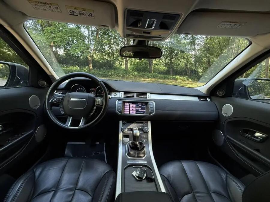 Grey Land Rover Range Rover Evoque 2012 in Riga, with an engine capacity of 2.20 L and mileage of 186 thousand km for 8690 €, photo 11 on AUTOMOTO.COM.LV