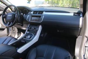 Grey Land Rover Range Rover Evoque 2012 in Riga, with an engine capacity of 2.20 L and mileage of 156 thousand km for 11390 €, photo 20 on AUTOMOTO.COM.LV