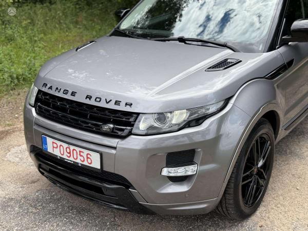 Pelēks Land Rover Range Rover Evoque 2012 Utena, ar dzinēja tilpumu 2.18 L un nobraukumu 235 tūkst. km par 9750 €, foto 4 vietnē AUTOMOTO.COM.LV