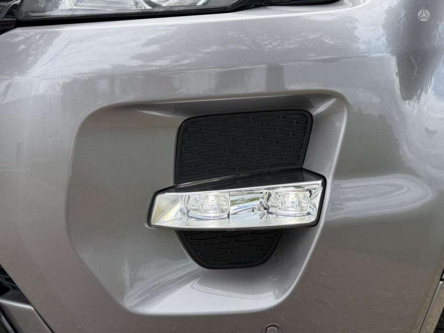Pelēks Land Rover Range Rover Evoque 2012 Utena, ar dzinēja tilpumu 2.18 L un nobraukumu 235 tūkst. km par 9750 €, foto 6 vietnē AUTOMOTO.COM.LV