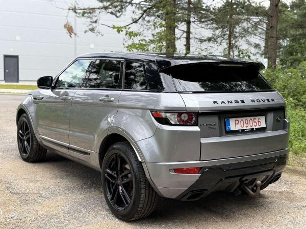 Pelēks Land Rover Range Rover Evoque 2012 Utena, ar dzinēja tilpumu 2.18 L un nobraukumu 235 tūkst. km par 9750 €, foto 6 vietnē AUTOMOTO.COM.LV