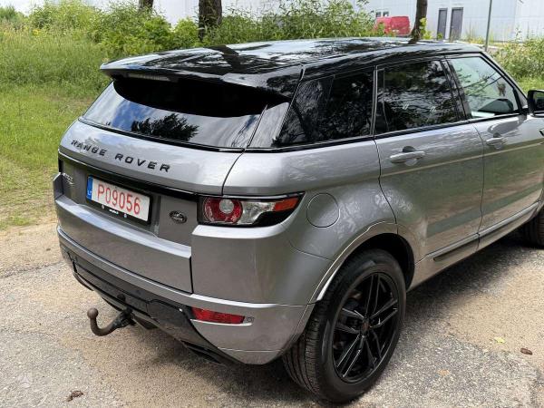 Pelēks Land Rover Range Rover Evoque 2012 Utena, ar dzinēja tilpumu 2.18 L un nobraukumu 235 tūkst. km par 9750 €, foto 10 vietnē AUTOMOTO.COM.LV
