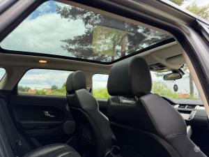 Pelēks Land Rover Range Rover Evoque 2012 Utena, ar dzinēja tilpumu 2.18 L un nobraukumu 235 tūkst. km par 9750 €, foto 18 vietnē AUTOMOTO.COM.LV