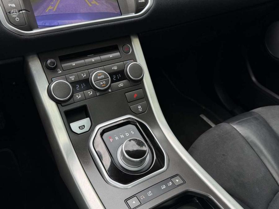 Pelēks Land Rover Range Rover Evoque 2012 Utena, ar dzinēja tilpumu 2.18 L un nobraukumu 235 tūkst. km par 9750 €, foto 23 vietnē AUTOMOTO.COM.LV