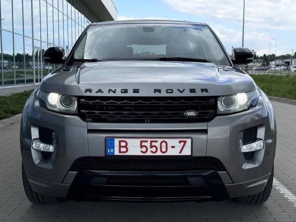 Pelēks Land Rover Range Rover Evoque 2012 Rēzekne, ar dzinēja tilpumu 2.20 L un nobraukumu 232 tūkst. km par 11990 €, foto 1 vietnē AUTOMOTO.COM.LV