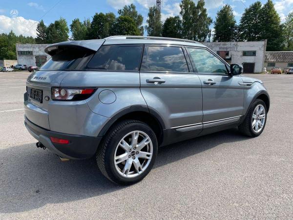 Grey Land Rover Range Rover Evoque 2012 in Raseiniai, with an engine capacity of 2.18 L and mileage of 250 thousand km for 7300 €, photo 6 on AUTOMOTO.COM.LV