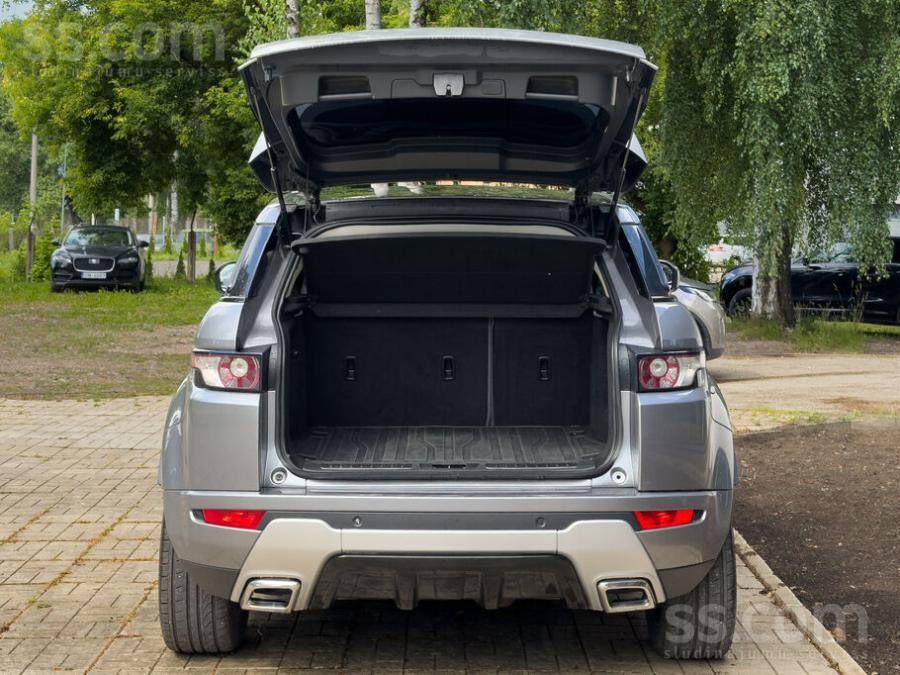 Grey Land Rover Range Rover Evoque 2012 in Daugavpils, with an engine capacity of 2.20 L and mileage of 275 thousand km for 12500 €, photo 14 on AUTOMOTO.COM.LV