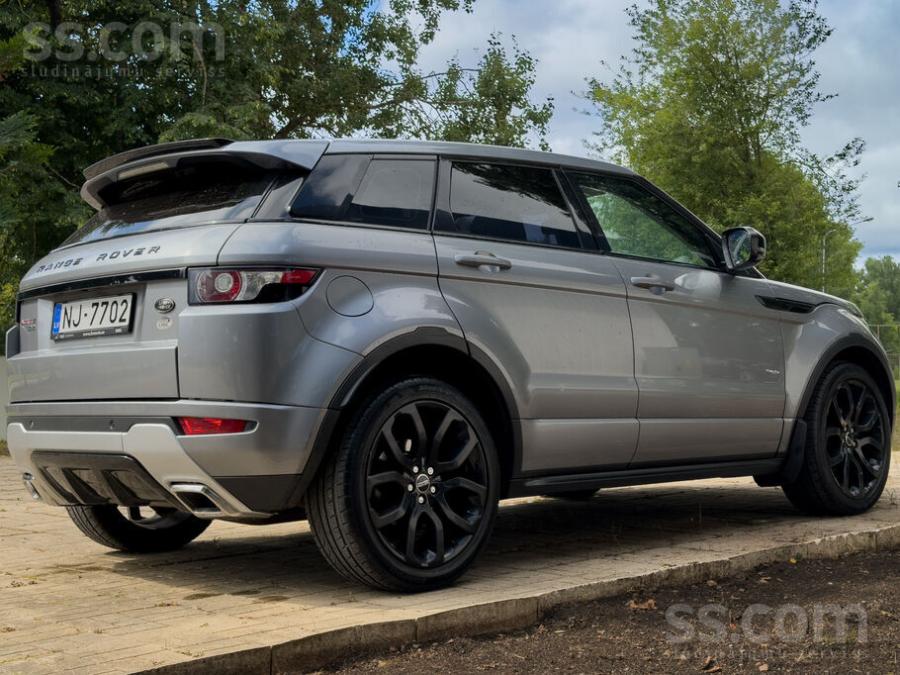 Grey Land Rover Range Rover Evoque 2012 in Daugavpils, with an engine capacity of 2.20 L and mileage of 275 thousand km for 12500 €, photo 16 on AUTOMOTO.COM.LV