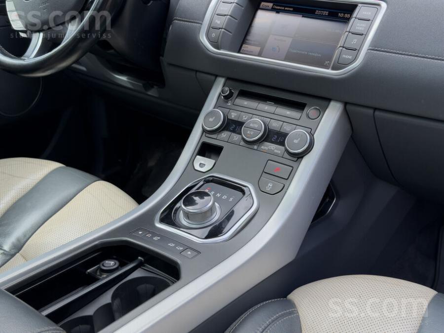 Grey Land Rover Range Rover Evoque 2012 in Daugavpils, with an engine capacity of 2.20 L and mileage of 275 thousand km for 12500 €, photo 18 on AUTOMOTO.COM.LV