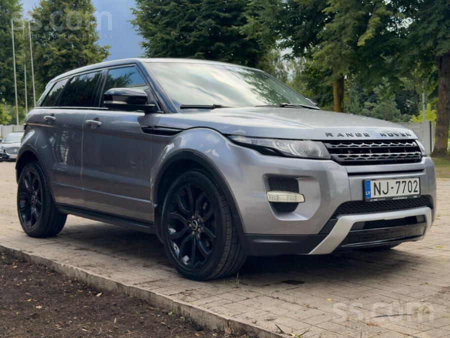 Grey Land Rover Range Rover Evoque 2012 in Daugavpils, with an engine capacity of 2.20 L and mileage of 275 thousand km for 12500 €, photo 23 on AUTOMOTO.COM.LV