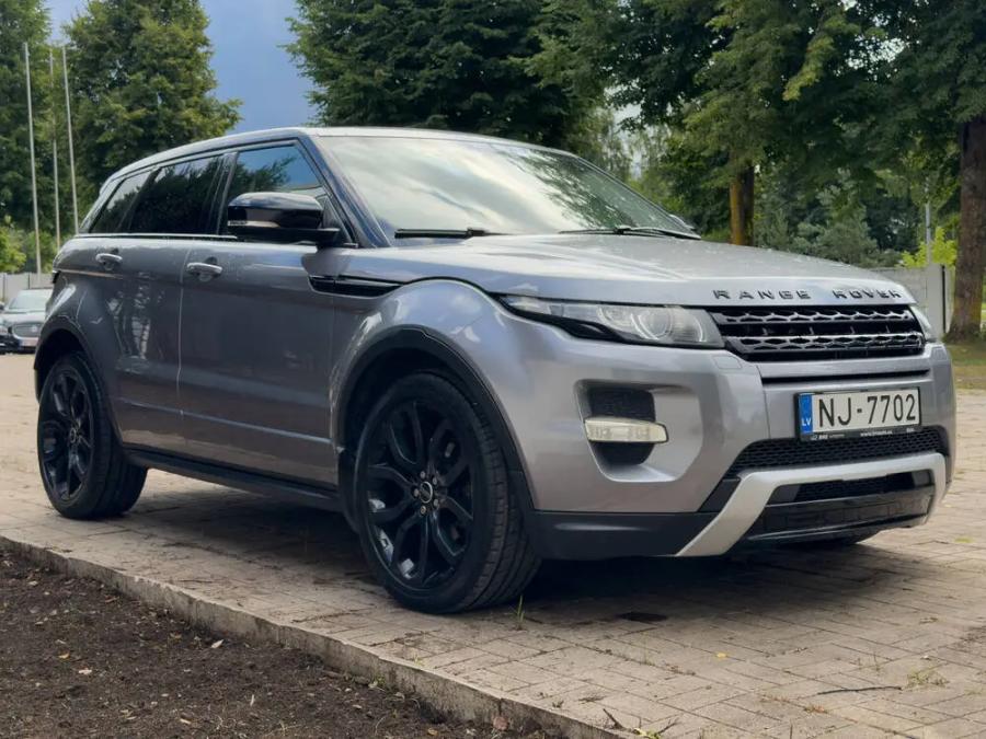 Grey Land Rover Range Rover Evoque 2012 in Daugavpils, with an engine capacity of 2.20 L and mileage of 275 thousand km for 12500 €, photo 23 on AUTOMOTO.COM.LV