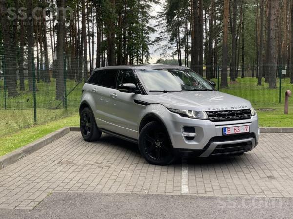Pelēks Land Rover Range Rover Evoque 2012 Rīga, ar dzinēja tilpumu 2.20 L un nobraukumu 173 tūkst. km par 8990 €, foto 2 vietnē AUTOMOTO.COM.LV