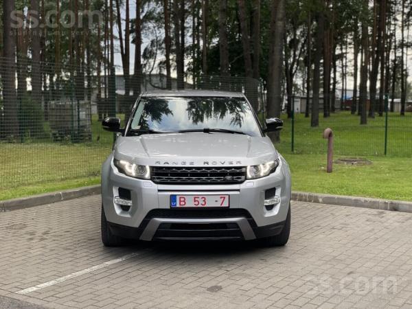 Pelēks Land Rover Range Rover Evoque 2012 Rīga, ar dzinēja tilpumu 2.20 L un nobraukumu 173 tūkst. km par 8990 €, foto 3 vietnē AUTOMOTO.COM.LV
