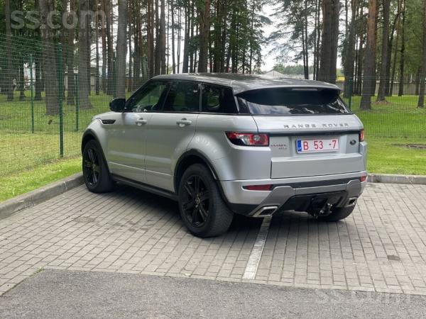 Pelēks Land Rover Range Rover Evoque 2012 Rīga, ar dzinēja tilpumu 2.20 L un nobraukumu 173 tūkst. km par 8990 €, foto 5 vietnē AUTOMOTO.COM.LV