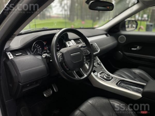 Pelēks Land Rover Range Rover Evoque 2012 Rīga, ar dzinēja tilpumu 2.20 L un nobraukumu 173 tūkst. km par 8990 €, foto 8 vietnē AUTOMOTO.COM.LV