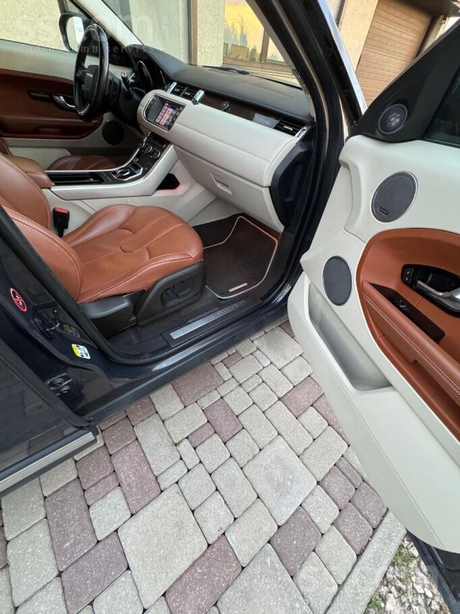 Pelēks Land Rover Range Rover Evoque 2012 Rīga, ar dzinēja tilpumu 2.20 L un nobraukumu 152 tūkst. km par 11300 €, foto 10 vietnē AUTOMOTO.COM.LV