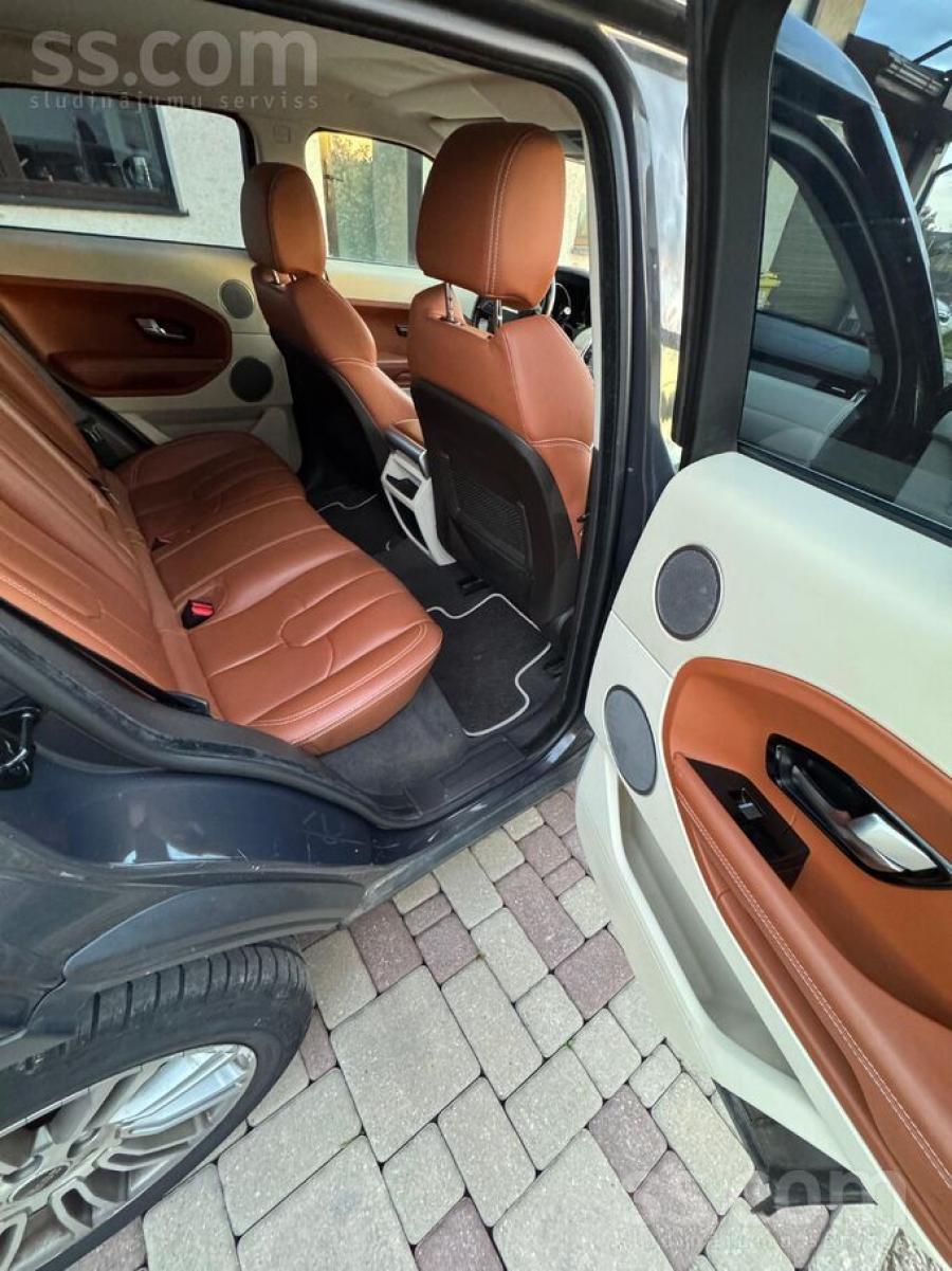 Pelēks Land Rover Range Rover Evoque 2012 Rīga, ar dzinēja tilpumu 2.20 L un nobraukumu 152 tūkst. km par 11300 €, foto 11 vietnē AUTOMOTO.COM.LV