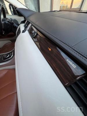 Pelēks Land Rover Range Rover Evoque 2012 Rīga, ar dzinēja tilpumu 2.20 L un nobraukumu 152 tūkst. km par 11300 €, foto 18 vietnē AUTOMOTO.COM.LV