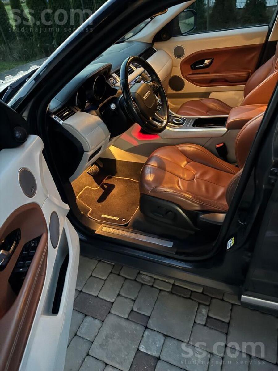 Pelēks Land Rover Range Rover Evoque 2012 Rīga, ar dzinēja tilpumu 2.20 L un nobraukumu 152 tūkst. km par 11300 €, foto 19 vietnē AUTOMOTO.COM.LV