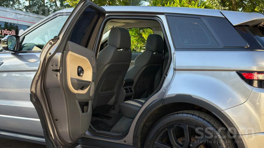 Pelēks Land Rover Range Rover Evoque 2012 Daugavpils, ar dzinēja tilpumu 2.20 L un nobraukumu 275 tūkst. km par 11250 €, foto 16 vietnē AUTOMOTO.COM.LV
