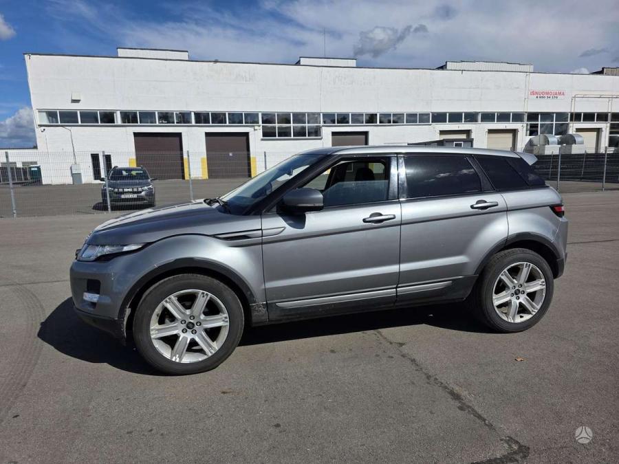 Grey Land Rover Range Rover Evoque 2012 in Marijampole, with an engine capacity of 2.18 L and mileage of 268 thousand km for 6290 €, photo 3 on AUTOMOTO.COM.LV