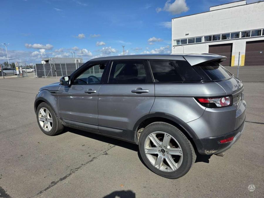 Grey Land Rover Range Rover Evoque 2012 in Marijampole, with an engine capacity of 2.18 L and mileage of 268 thousand km for 6290 €, photo 6 on AUTOMOTO.COM.LV