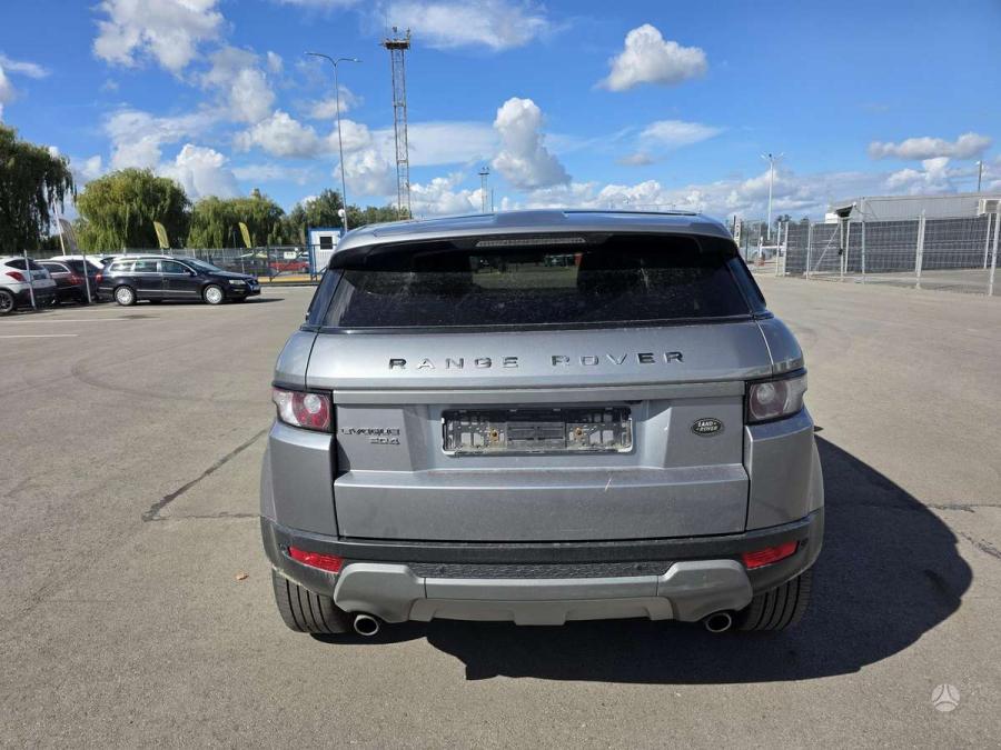 Grey Land Rover Range Rover Evoque 2012 in Marijampole, with an engine capacity of 2.18 L and mileage of 268 thousand km for 6290 €, photo 9 on AUTOMOTO.COM.LV