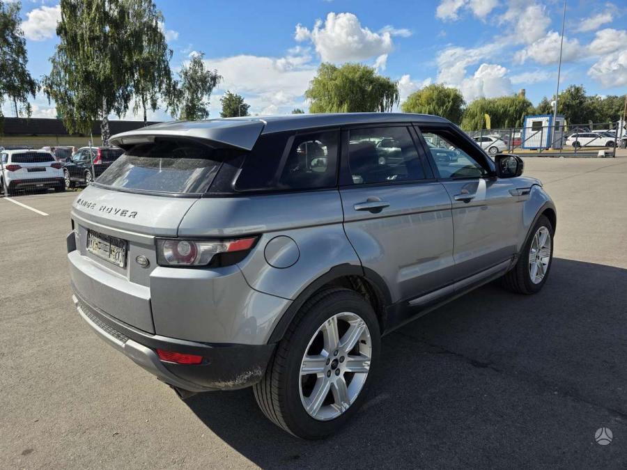 Grey Land Rover Range Rover Evoque 2012 in Marijampole, with an engine capacity of 2.18 L and mileage of 268 thousand km for 6290 €, photo 12 on AUTOMOTO.COM.LV