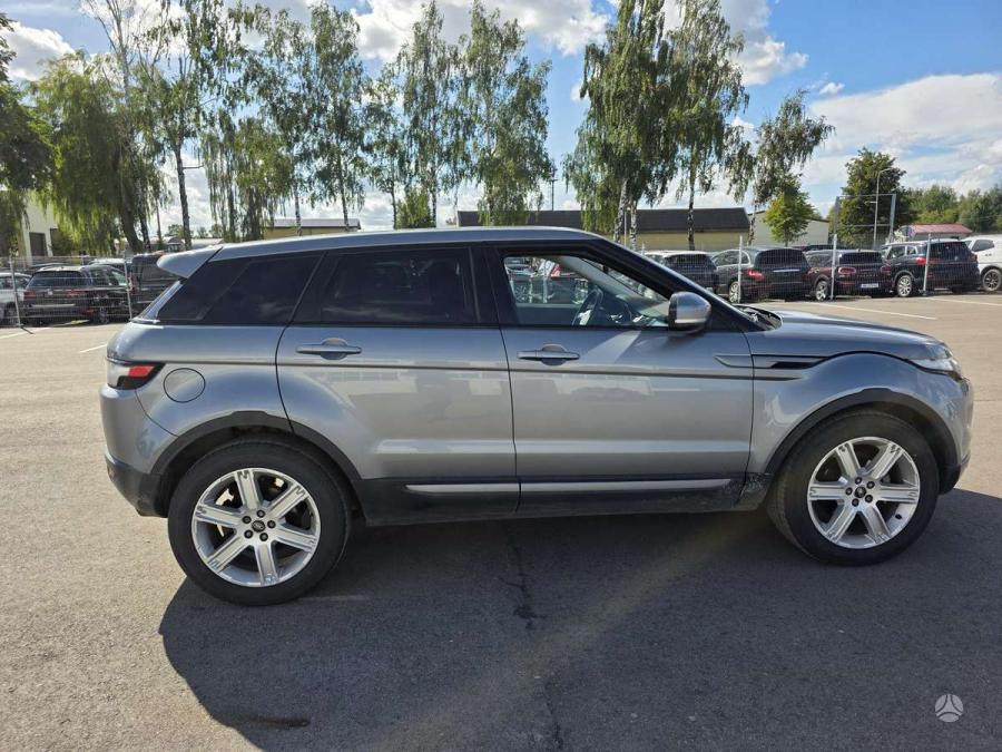 Grey Land Rover Range Rover Evoque 2012 in Marijampole, with an engine capacity of 2.18 L and mileage of 268 thousand km for 6290 €, photo 15 on AUTOMOTO.COM.LV