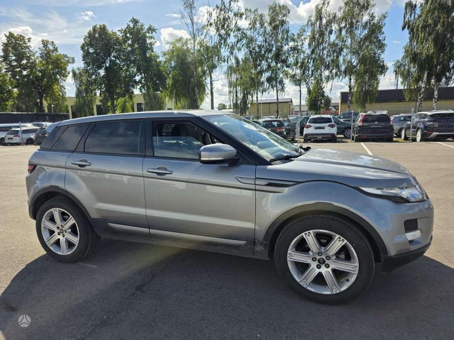 Grey Land Rover Range Rover Evoque 2012 in Marijampole, with an engine capacity of 2.18 L and mileage of 268 thousand km for 6290 €, photo 17 on AUTOMOTO.COM.LV