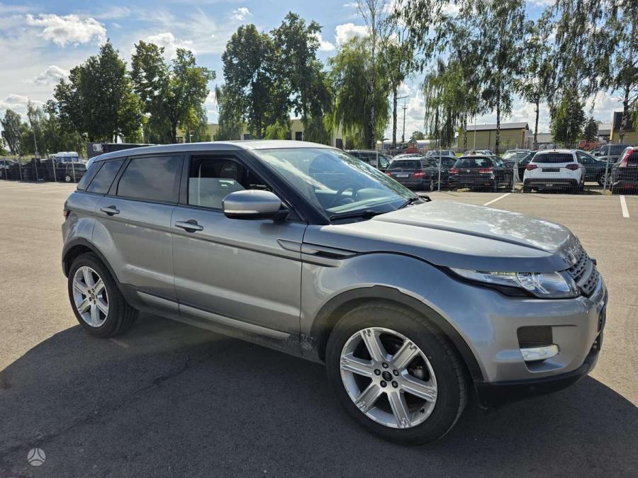 Grey Land Rover Range Rover Evoque 2012 in Marijampole, with an engine capacity of 2.18 L and mileage of 268 thousand km for 6290 €, photo 18 on AUTOMOTO.COM.LV