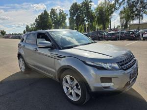 Grey Land Rover Range Rover Evoque 2012 in Marijampole, with an engine capacity of 2.18 L and mileage of 268 thousand km for 6290 €, photo 19 on AUTOMOTO.COM.LV