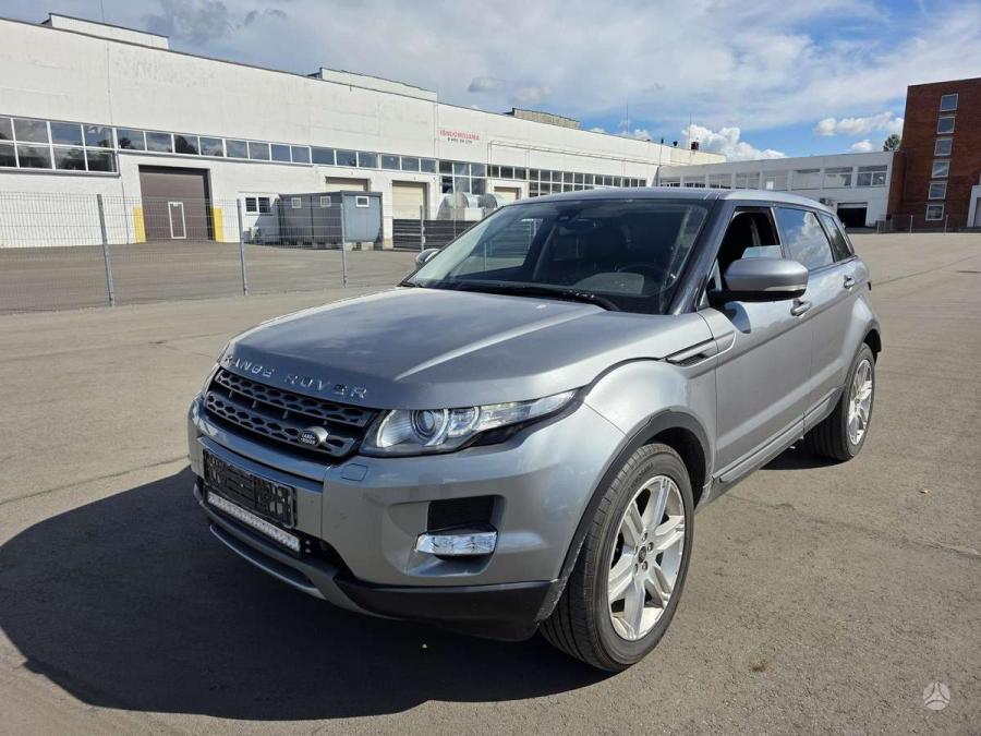 Grey Land Rover Range Rover Evoque 2012 in Marijampole, with an engine capacity of 2.18 L and mileage of 268 thousand km for 6290 €, photo 25 on AUTOMOTO.COM.LV