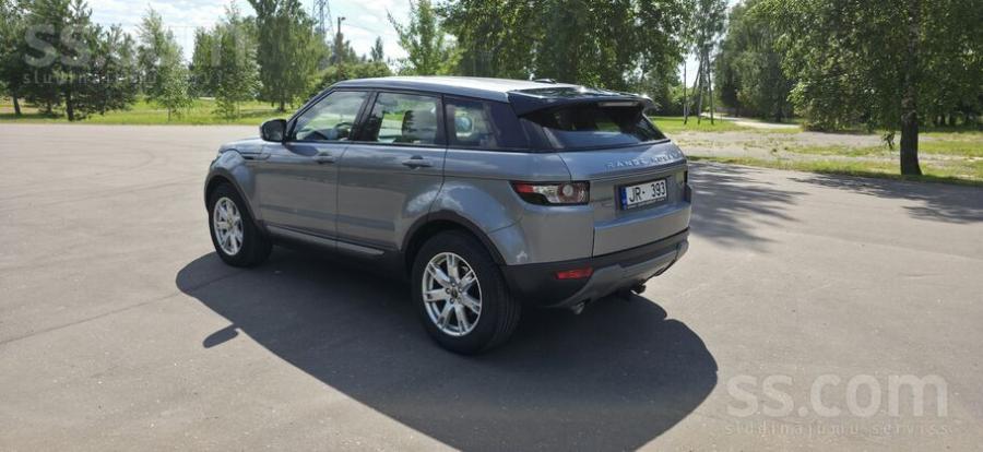 Grey Land Rover Range Rover Evoque 2012 in Jurmala, with an engine capacity of 2.20 L and mileage of 305 thousand km for 8500 €, photo 5 on AUTOMOTO.COM.LV