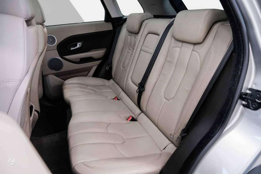 Pelēks Land Rover Range Rover Evoque 2012 Kauņa, ar dzinēja tilpumu 2.20 L un nobraukumu 220 tūkst. km par 9900 €, foto 9 vietnē AUTOMOTO.COM.LV