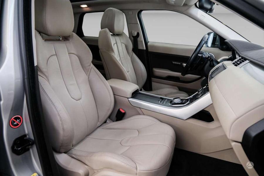Pelēks Land Rover Range Rover Evoque 2012 Kauņa, ar dzinēja tilpumu 2.20 L un nobraukumu 220 tūkst. km par 9900 €, foto 12 vietnē AUTOMOTO.COM.LV