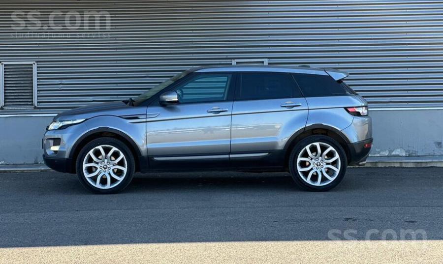 Pelēks Land Rover Range Rover Evoque 2013 Rīga, ar dzinēja tilpumu 2.20 L un nobraukumu 274 tūkst. km par 10590 €, foto 7 vietnē AUTOMOTO.COM.LV