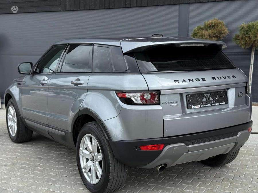 Grey Land Rover Range Rover Evoque 2013 in Siauliai, with an engine capacity of 2.18 L and mileage of 215 thousand km for 9450 €, photo 10 on AUTOMOTO.COM.LV