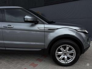 Grey Land Rover Range Rover Evoque 2013 in Siauliai, with an engine capacity of 2.18 L and mileage of 215 thousand km for 9450 €, photo 15 on AUTOMOTO.COM.LV