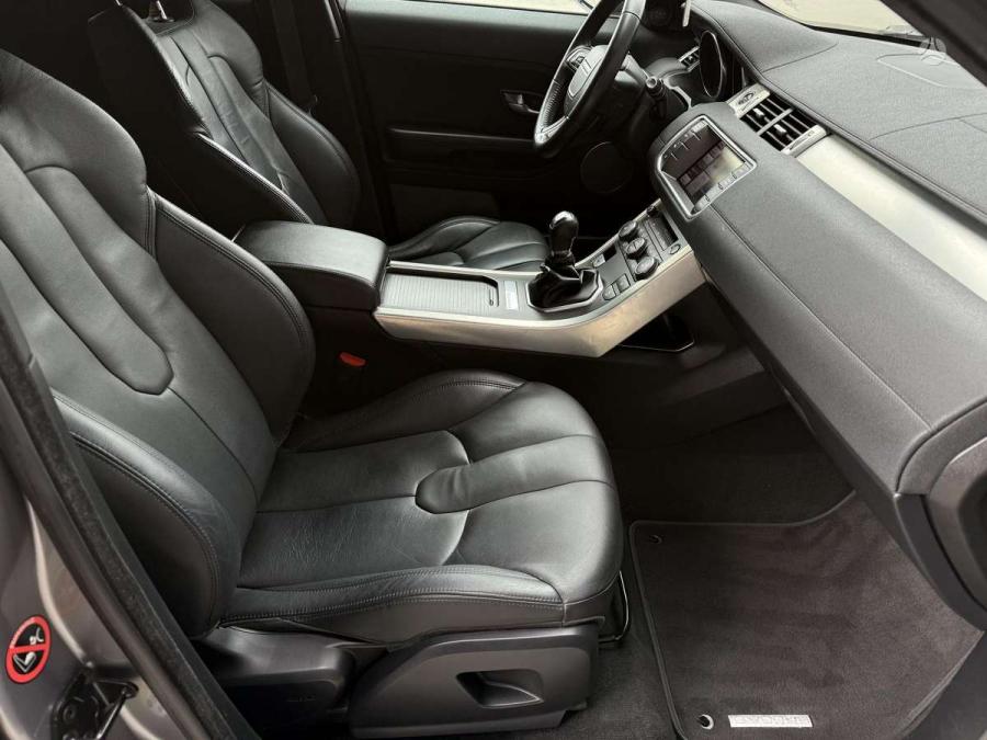 Grey Land Rover Range Rover Evoque 2013 in Siauliai, with an engine capacity of 2.18 L and mileage of 215 thousand km for 9450 €, photo 20 on AUTOMOTO.COM.LV