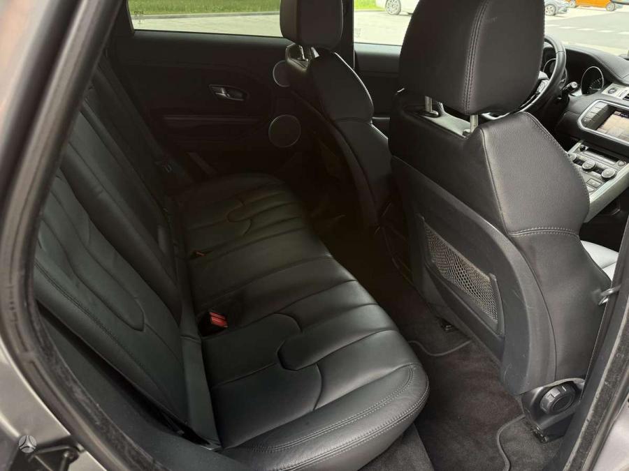 Grey Land Rover Range Rover Evoque 2013 in Siauliai, with an engine capacity of 2.18 L and mileage of 215 thousand km for 9450 €, photo 22 on AUTOMOTO.COM.LV