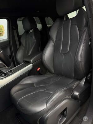 Grey Land Rover Range Rover Evoque 2013 in Siauliai, with an engine capacity of 2.18 L and mileage of 215 thousand km for 9450 €, photo 23 on AUTOMOTO.COM.LV