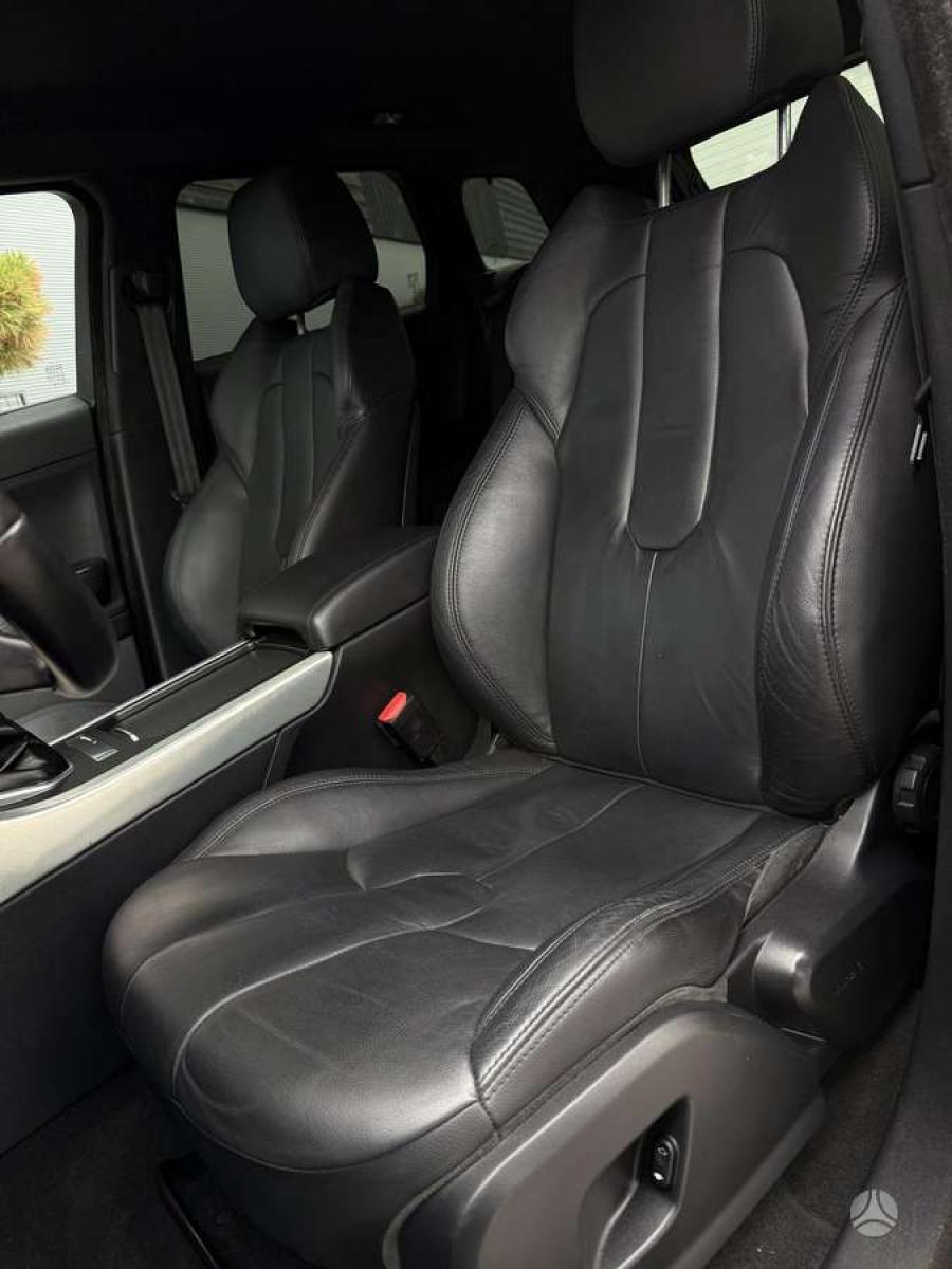 Grey Land Rover Range Rover Evoque 2013 in Siauliai, with an engine capacity of 2.18 L and mileage of 215 thousand km for 9450 €, photo 23 on AUTOMOTO.COM.LV