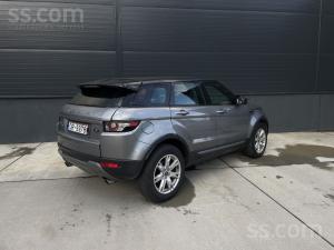 Pelēks Land Rover Range Rover Evoque 2013 Rīga, ar dzinēja tilpumu 2.20 L un nobraukumu 317 tūkst. km par 7390 €, foto 4 vietnē AUTOMOTO.COM.LV