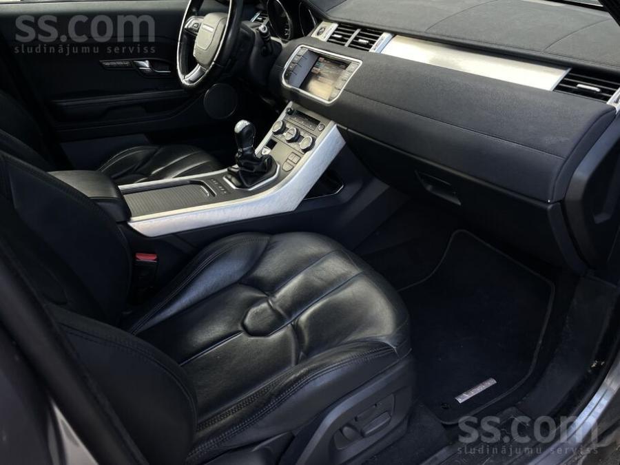 Pelēks Land Rover Range Rover Evoque 2013 Rīga, ar dzinēja tilpumu 2.20 L un nobraukumu 317 tūkst. km par 7390 €, foto 8 vietnē AUTOMOTO.COM.LV