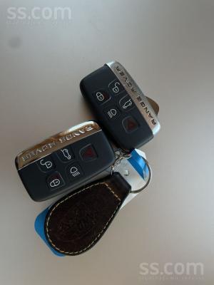 Pelēks Land Rover Range Rover Evoque 2013 Rīga, ar dzinēja tilpumu 2.20 L un nobraukumu 317 tūkst. km par 7390 €, foto 17 vietnē AUTOMOTO.COM.LV