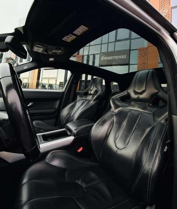 Pelēks Land Rover Range Rover Evoque 2013 Kauņa, ar dzinēja tilpumu 2.18 L un nobraukumu 270 tūkst. km par 11500 €, foto 8 vietnē AUTOMOTO.COM.LV